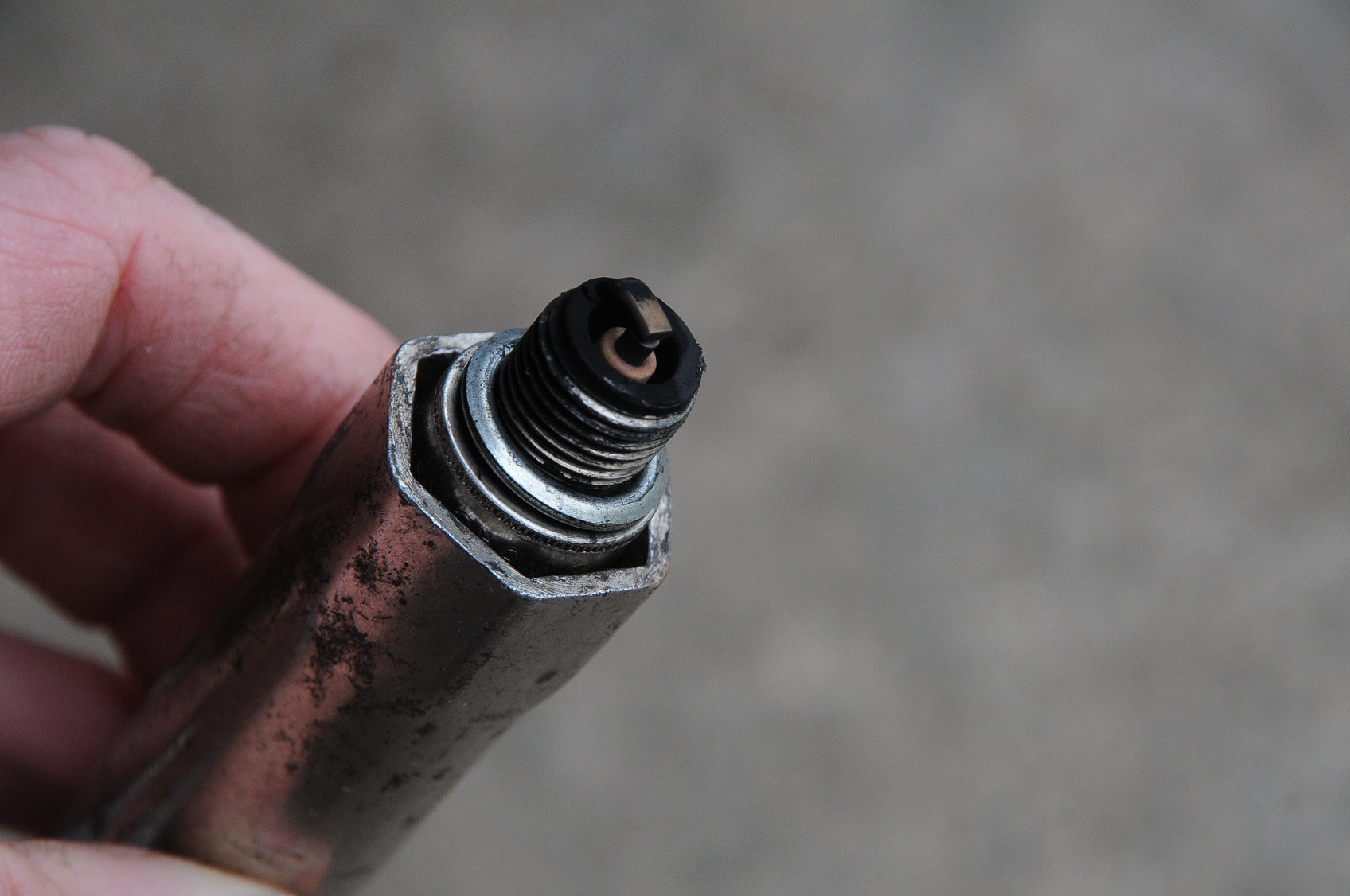 How To Check Spark Plugs Heritage Parts Centre how-to-check-spark-plugs-heritage-parts-centre